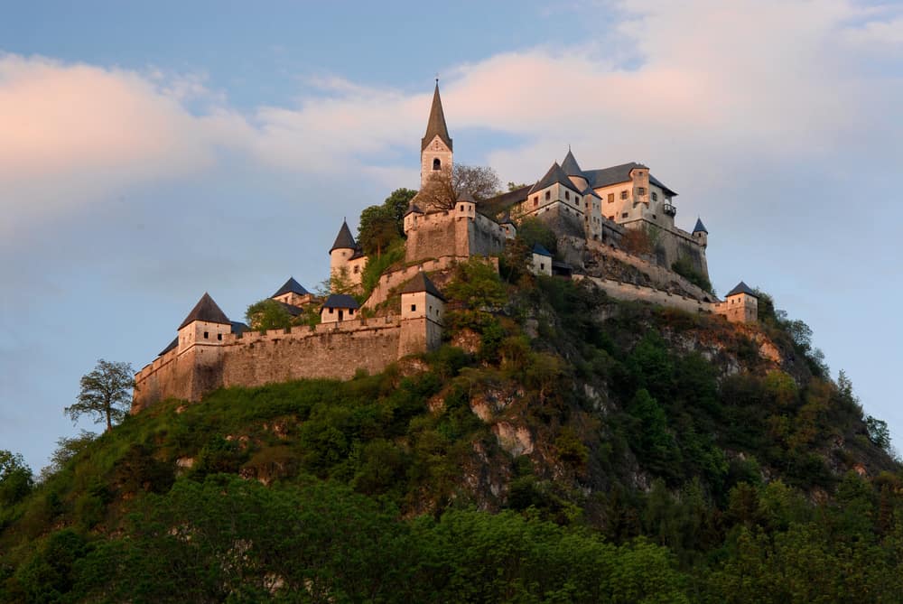 Pablo Picasso gastiert auf Burg Hochosterwitz - DeCinti vive! Pablo Picasso gastiert auf Burg Hochosterwitz - DeCinti vive!